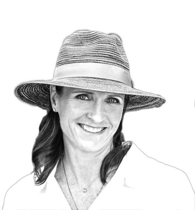 Stephanie Carter - Titan 100