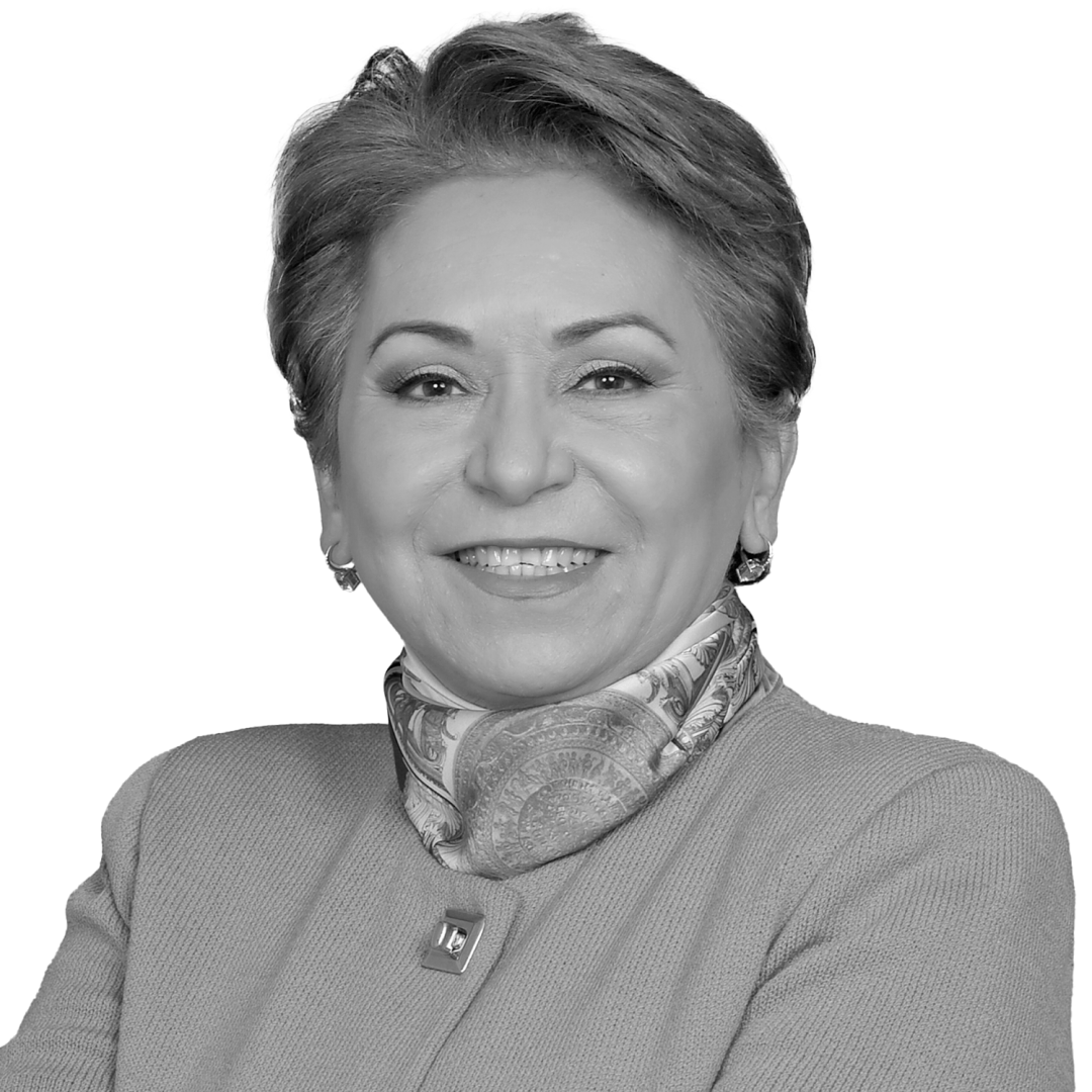 Laura Diaz - Titan 100